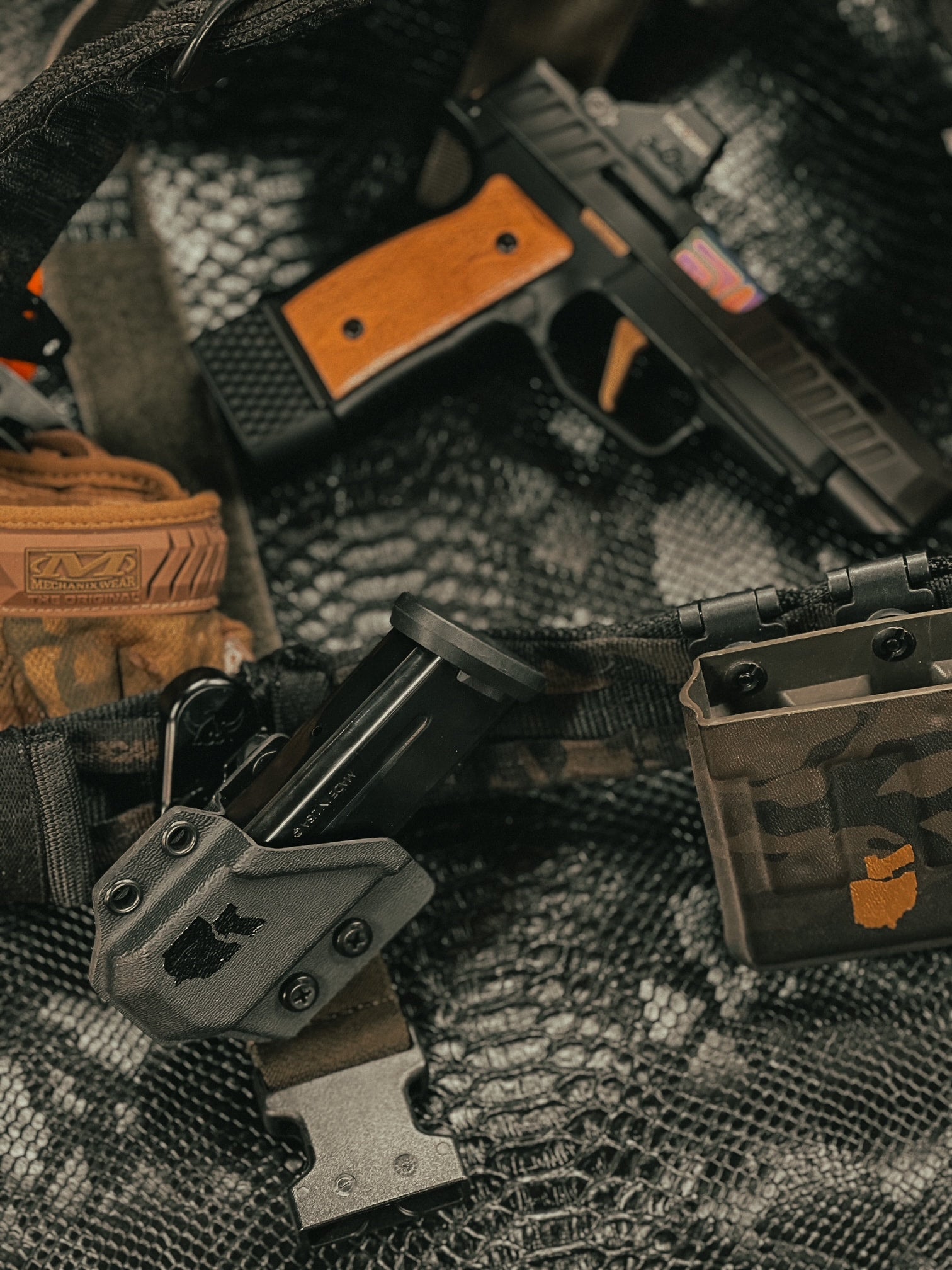 MRD Accomplice OWB (Universal Magazine Carrier) | North Coast Tactical
